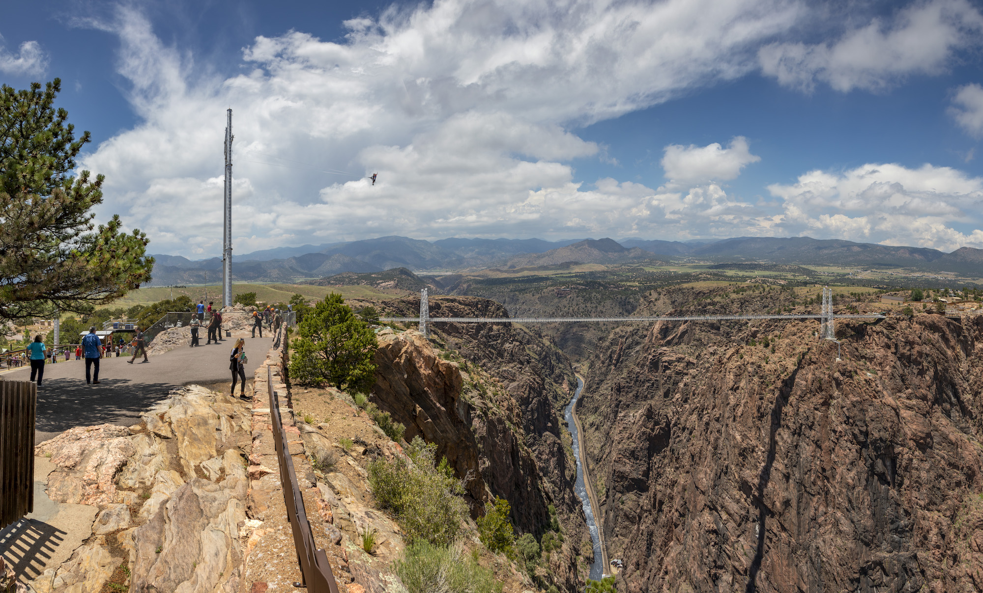 10 Amazing Facts about the Royal Gorge Bridge and Park